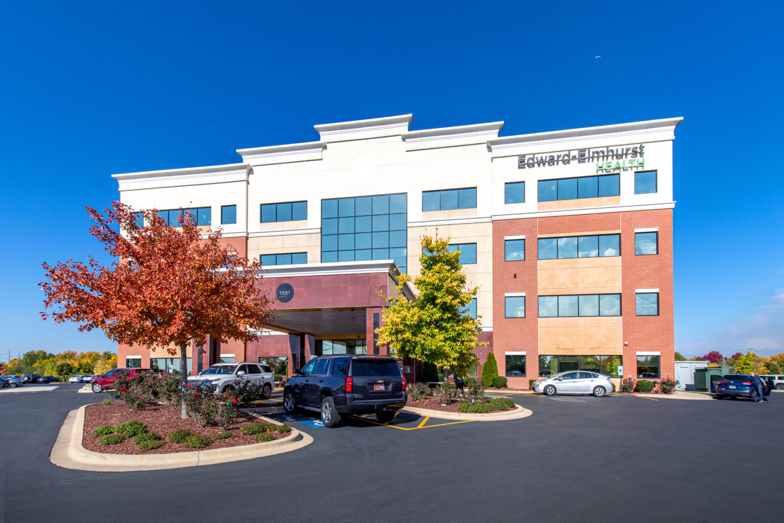 iMed Naperville - MCB Real Estate